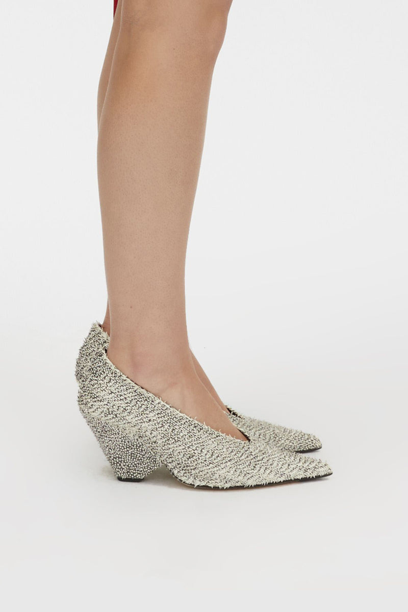 Rhys Two Tone Pump in Black White - CAMILLA AND MARC® C&M